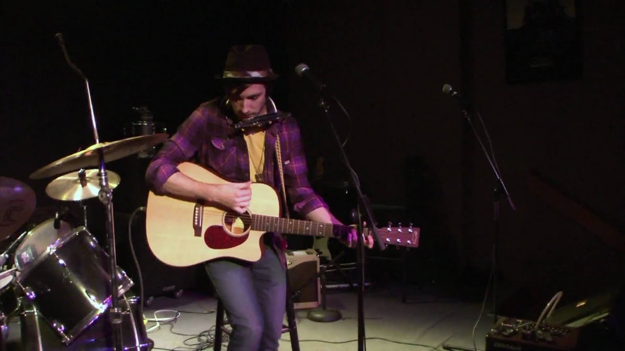 James Ethan Clark, Live Music, Wilmington NC Acoustic Guitar - YouTube