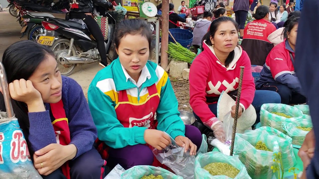 Fleat Market In Phonsavan, xiengkhuang Laos Part 2 - YouTube