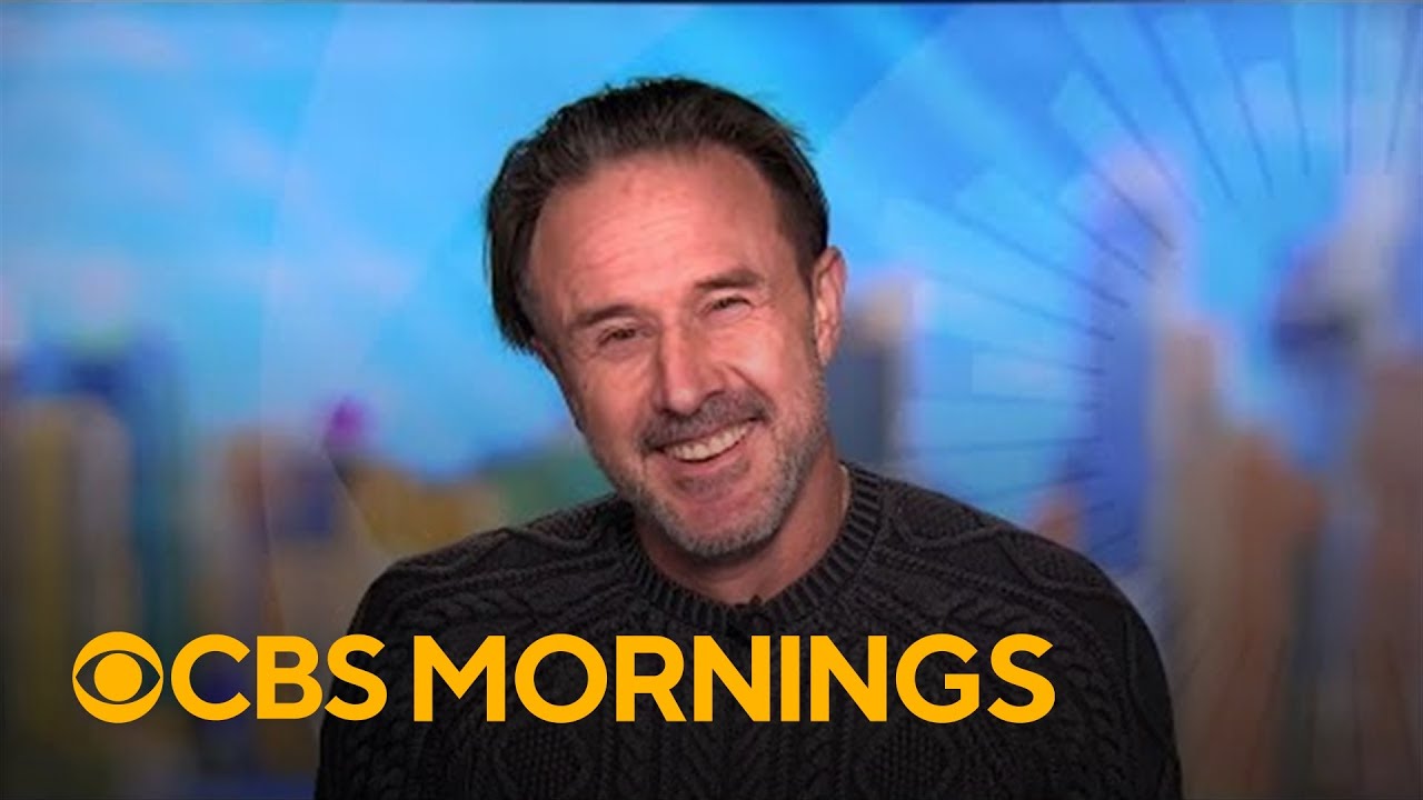 Actor David Arquette on reprising his role as Dewey Riley in "Scream ...