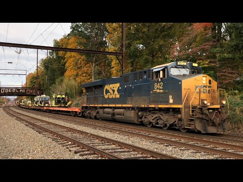 CSX Q403 Moves Maintenance Of Way Equipment Into Woodbourne - YouTube