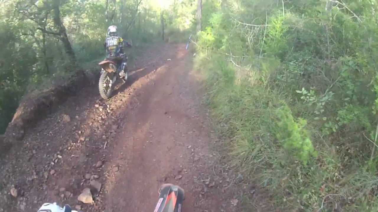 onboard bij Lars Griekspoor tijdens het enduro rijden in Moia, Spanje ...