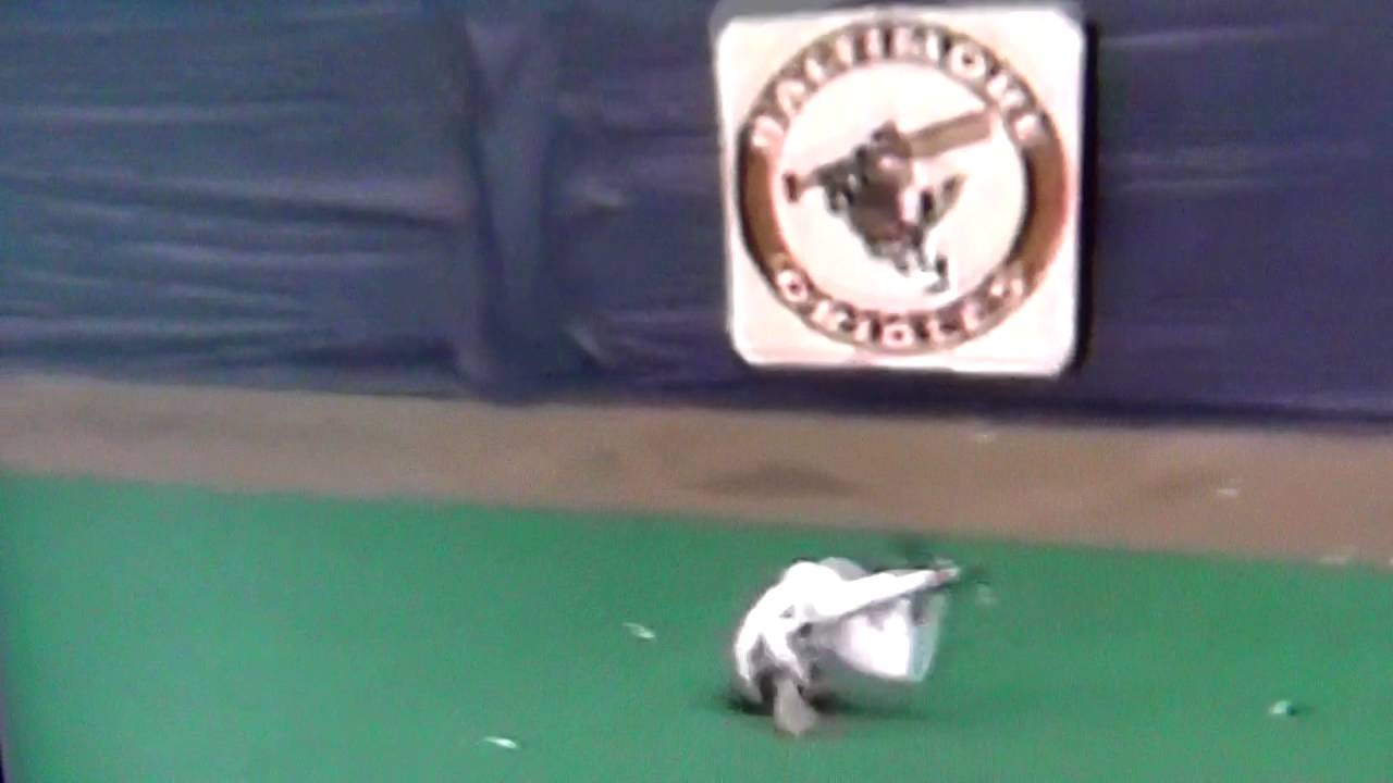 Tom Brunansky Makes Diving Catch Minnesota Twins - YouTube