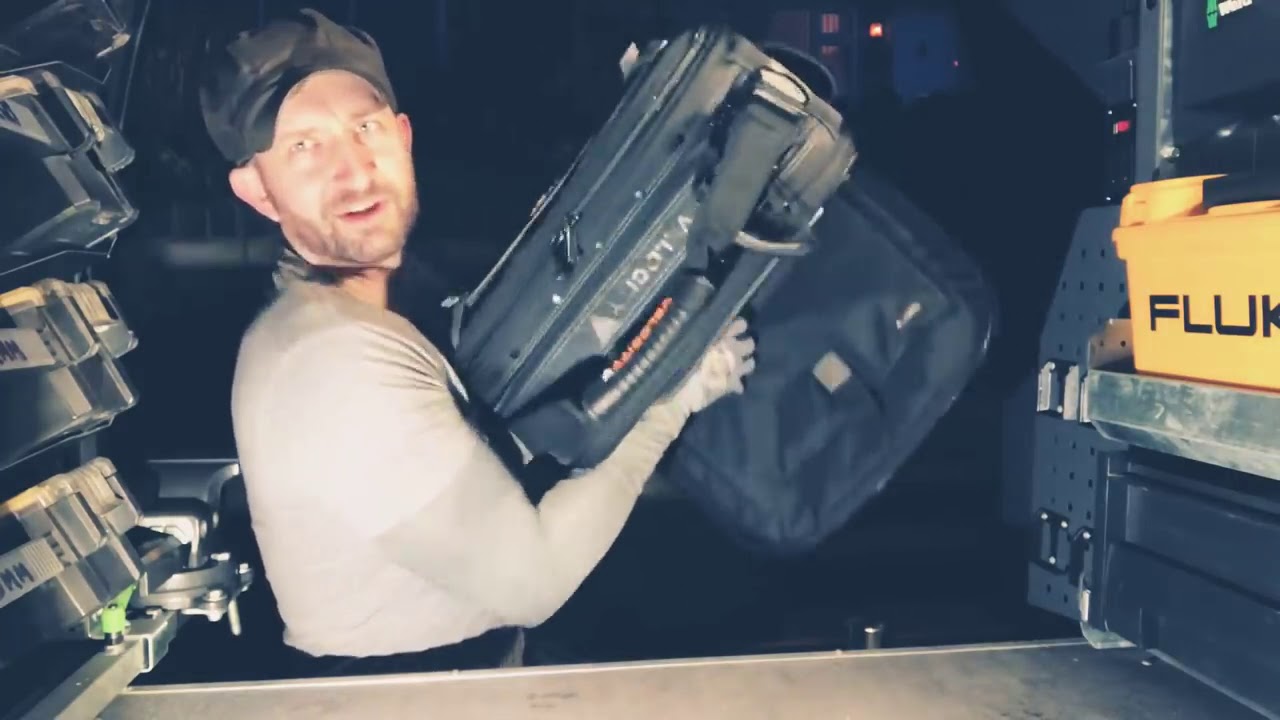 Velocity Pro Gear Rogue 6.0 Tech Case XL Review - PB Plumber - YouTube