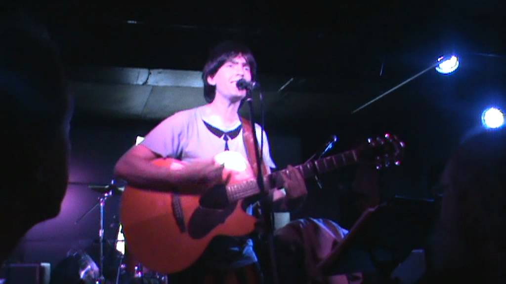 Devil And The Deep Blue Sea - Gavin Pring, Beatleweek 2011 - YouTube