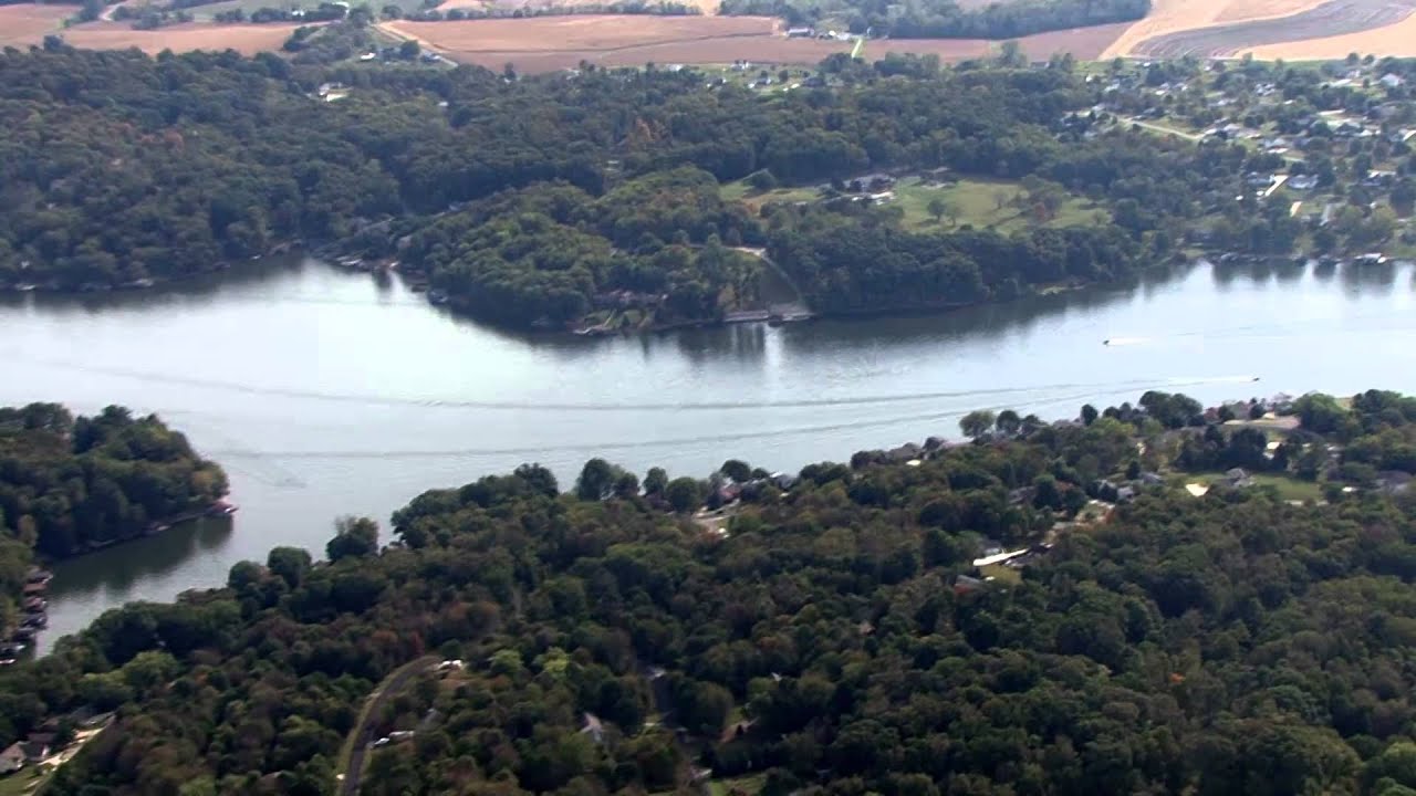 Apple Valley Lake Video Taken From an Airplane - YouTube