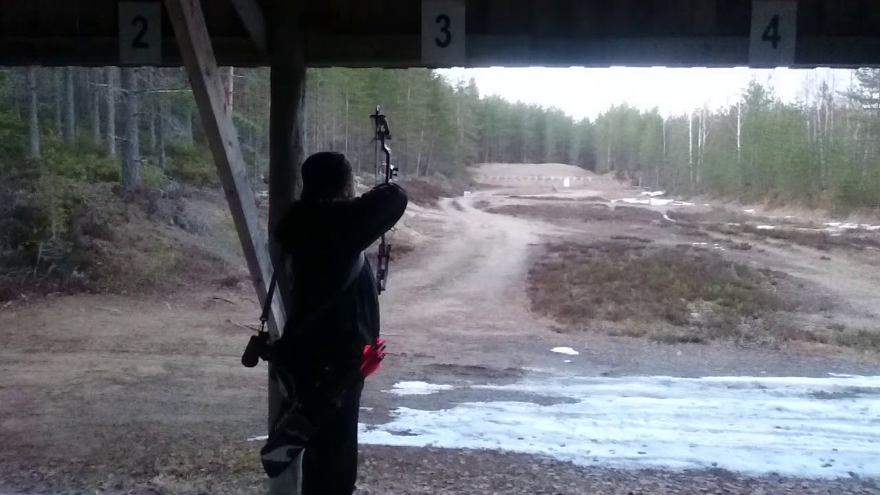 Hoyt Powerhawk 70lbs with nockturnal lighted nocks - YouTube