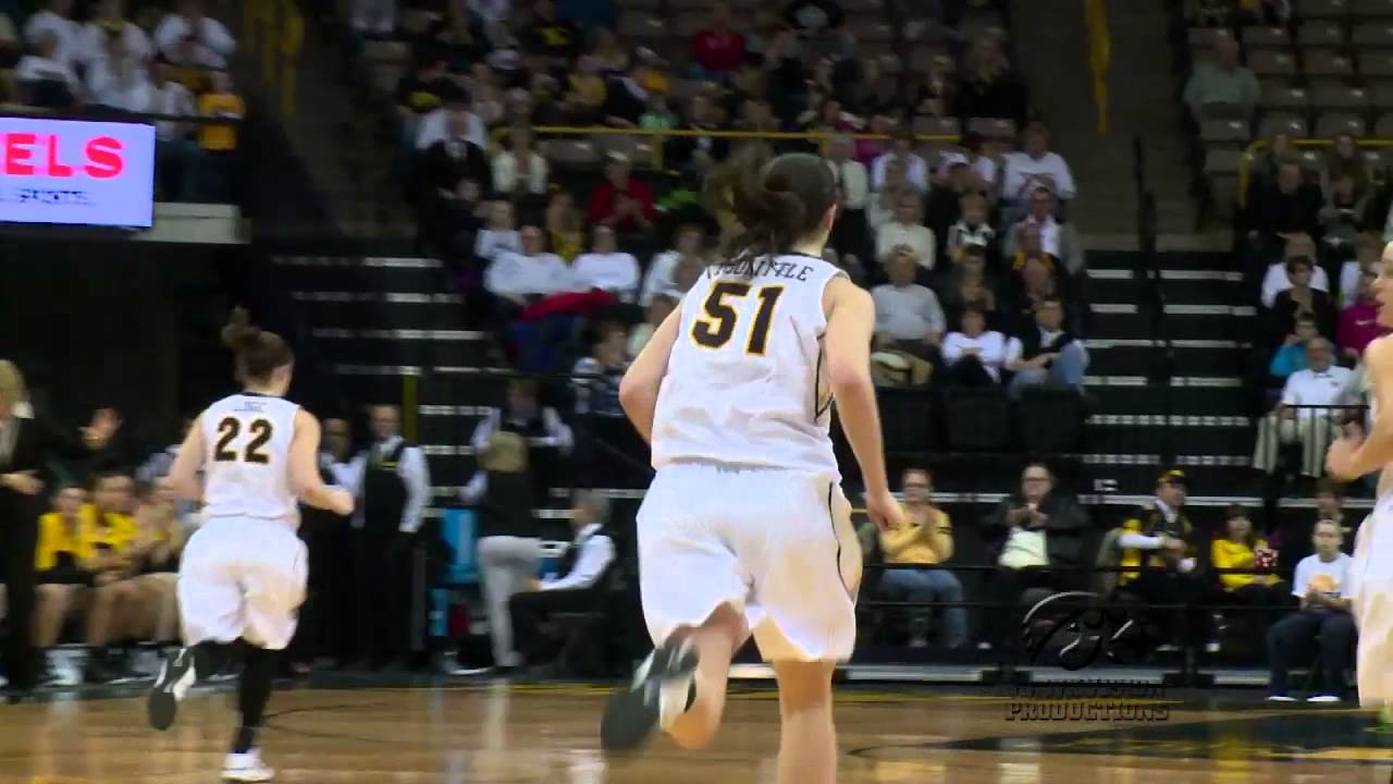Dixon Continues Hot Shooting in #17 Hawkeyes 14 Point Win Over Purdue ...