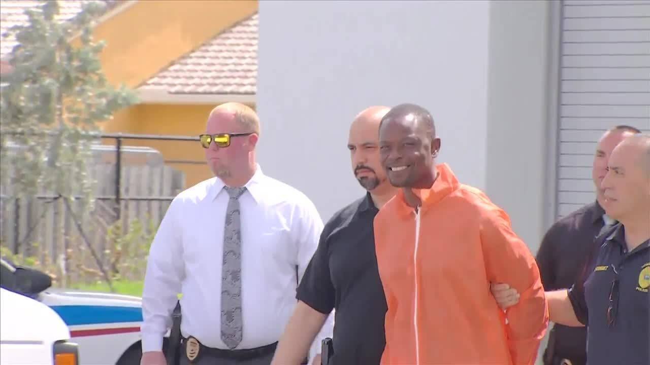 Escaped prison inmate taken into custody - YouTube