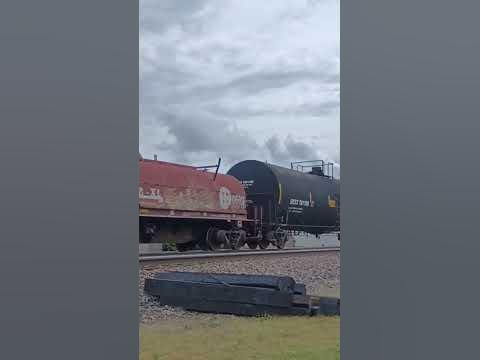 Rear End DPU on BNSF Manifest #bnsf #railfanning - YouTube