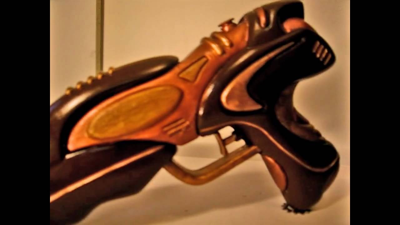 Steampunk Gun "The Goo Gun" - YouTube