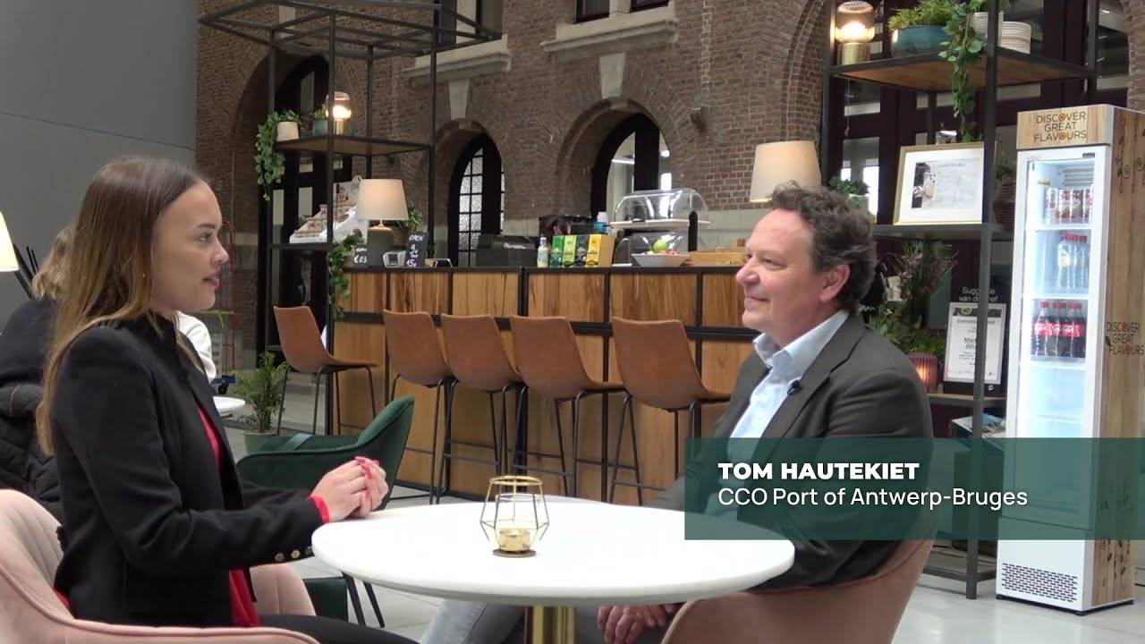 Interview Tom Hautekiet, Port of Antwerp-Bruges - Havenconferentie op ...