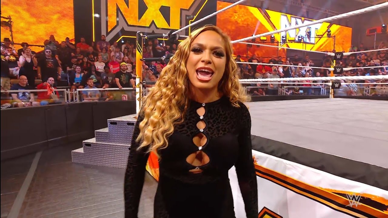 Elektra López regresa a NXT atacando a Indi Hartwell & Sol Ruca - WWE ...