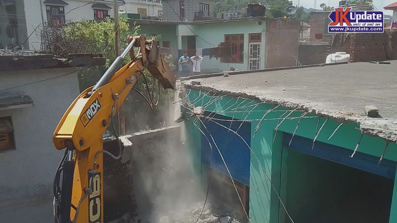 Administration launched anti-encroachment campaign in Surankot - YouTube