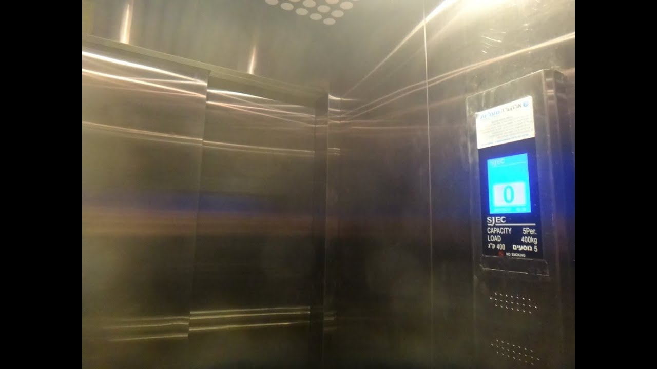 Retake - Sjec traction elevator at an apartment building at Sokolov ...