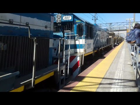 Ferrosur Roca - EMD GM GT22 9006 + GM G26 2007 con el 754 a Kilo 5 por Remedios de Escalada ...