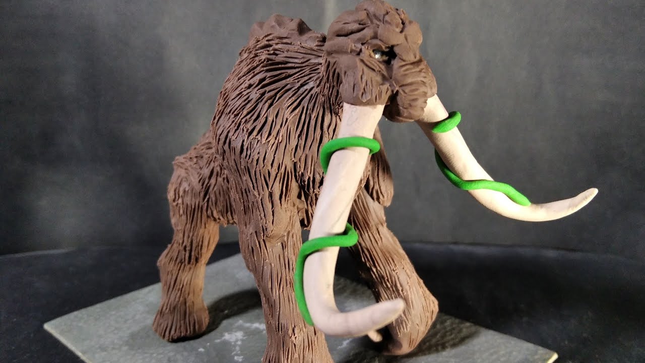 Behemoth (Godzilla) de plastilina/How to make Titan Behemoth with clay ...