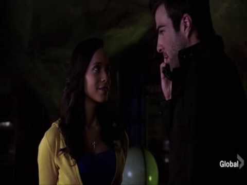 Toxic - Sylar and Maya (Heroes) - YouTube