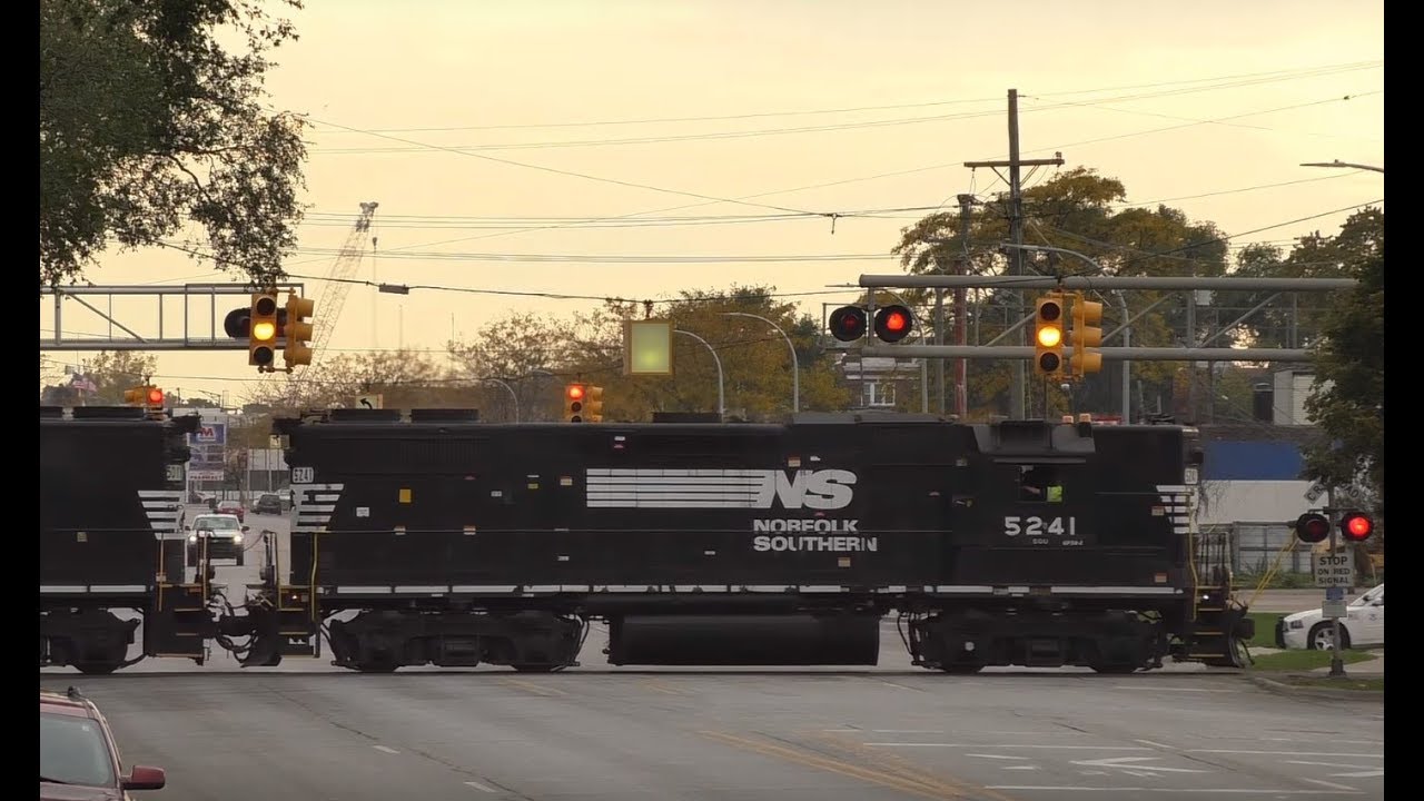 Classic EMD locomotives highhood GP38-2 SD70 standard cab SD80MAC - YouTube