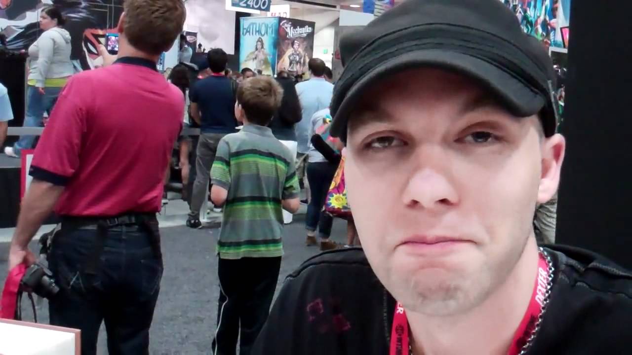 Interview with Royden Lepp, creator of RUST, at SDCC2011 - YouTube