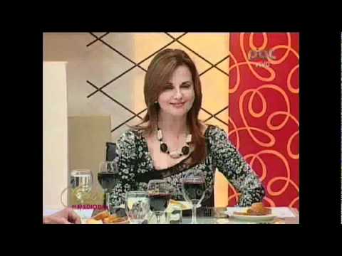 BEATRIZ CANEDO Y EMMA JUNARO PARTE 1 22-12-2011 @ CASI AL MEDIODIA PAT ...