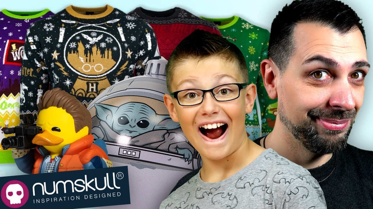 NOS PULLS MOCHE DE NOEL (spécial Geek) - YouTube