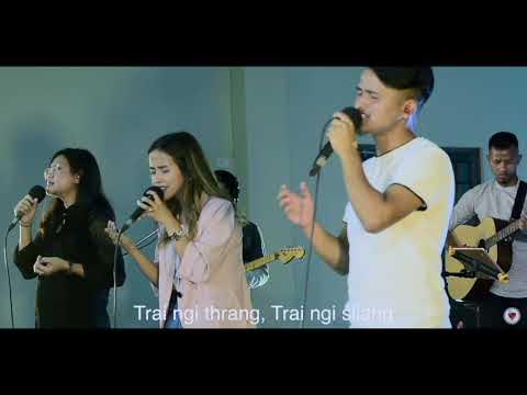 Worship Team Jingiaseng Samla Balang U Blei ( M&A) Qualapatty // Kum u Keirang - YouTube
