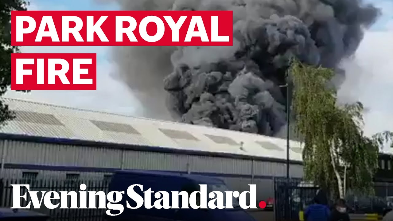 Park Royal fire: 80 firefighters tackle huge blaze in west London shop ...