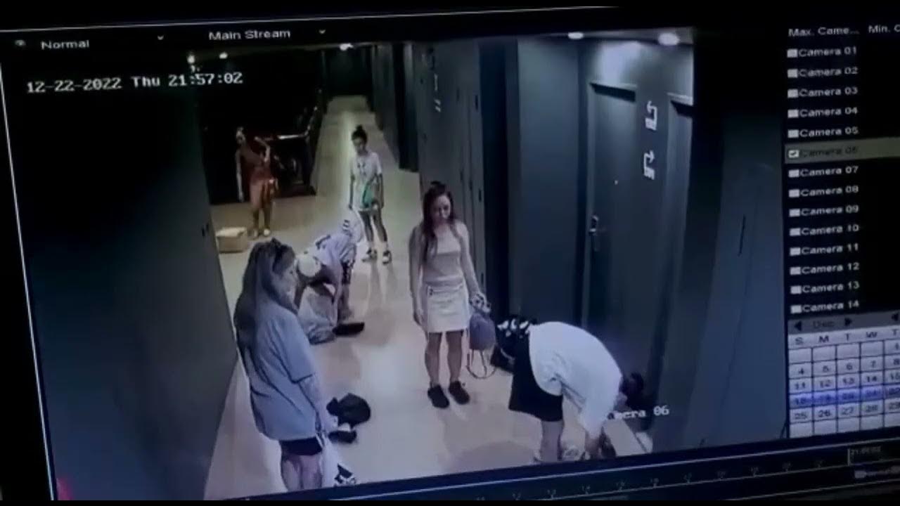 Как Виолетта ударила Мози Запись с камер наблюдения 23 12 22 Youtube