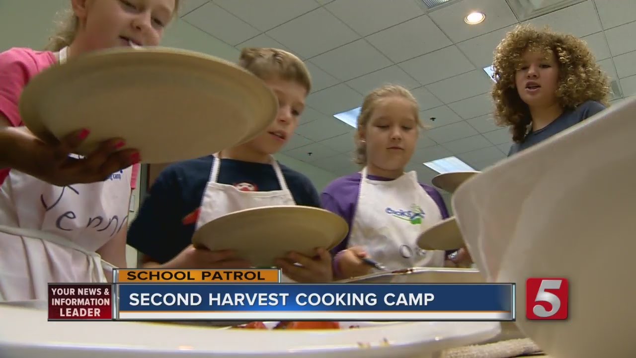 School Patrol: Second Harvest Teaches Kids To Cook At Camp - YouTube