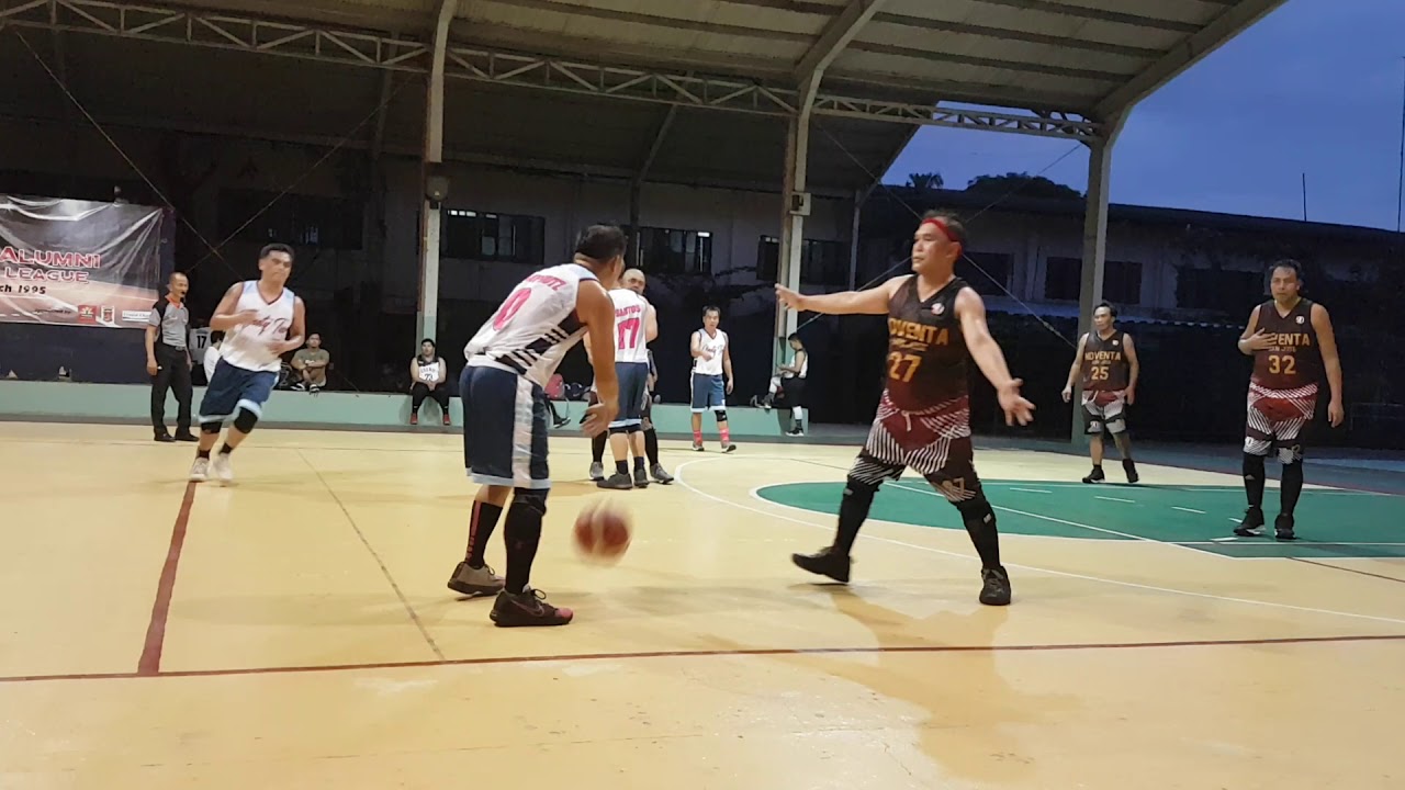SJA 2019 Alumni Basketball 1992 vs 1990 - 4th Quarter - YouTube