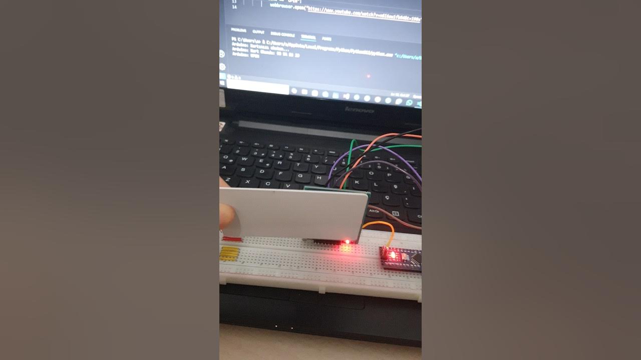 Open Your Fav Series with RFID 👈🏻 #arduino #electronics #coding #diy #rfid #friends - YouTube