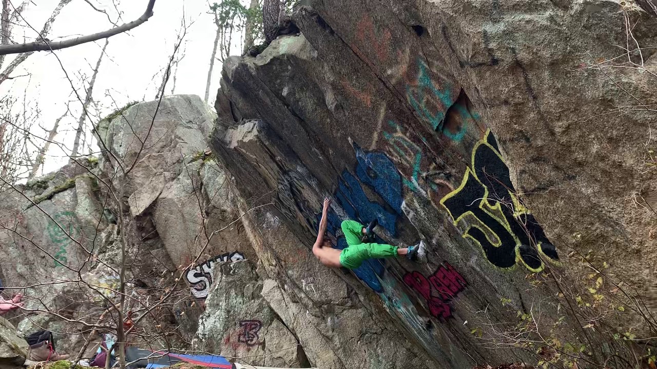 Horse Head V3 at Hooes Rd, VA | John Nguyen - YouTube