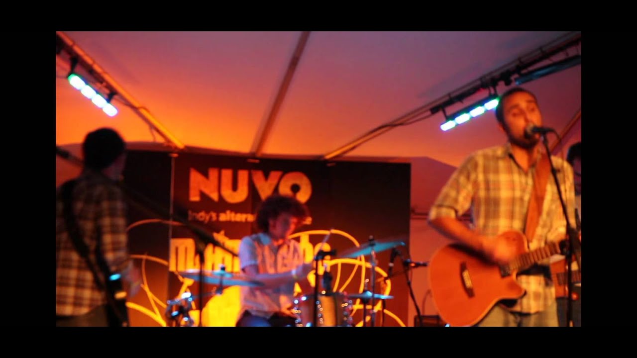Tyler Bender Band at Oranje 2010- In Between - YouTube