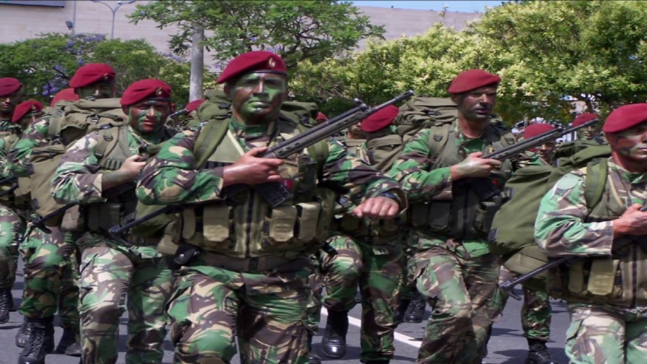 Canção de um soldado Conjunto Francisco Gouveia - YouTube