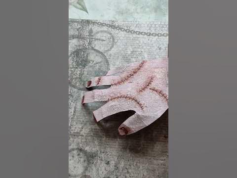 Вещь из Уэнсдей - YouTube