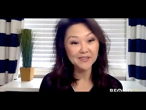 Esther Moon on the film "Minari" - YouTube