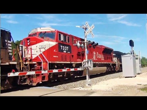 Indiana Railroad SD90MAC Train Chased By 5 Engine CSX Train - YouTube