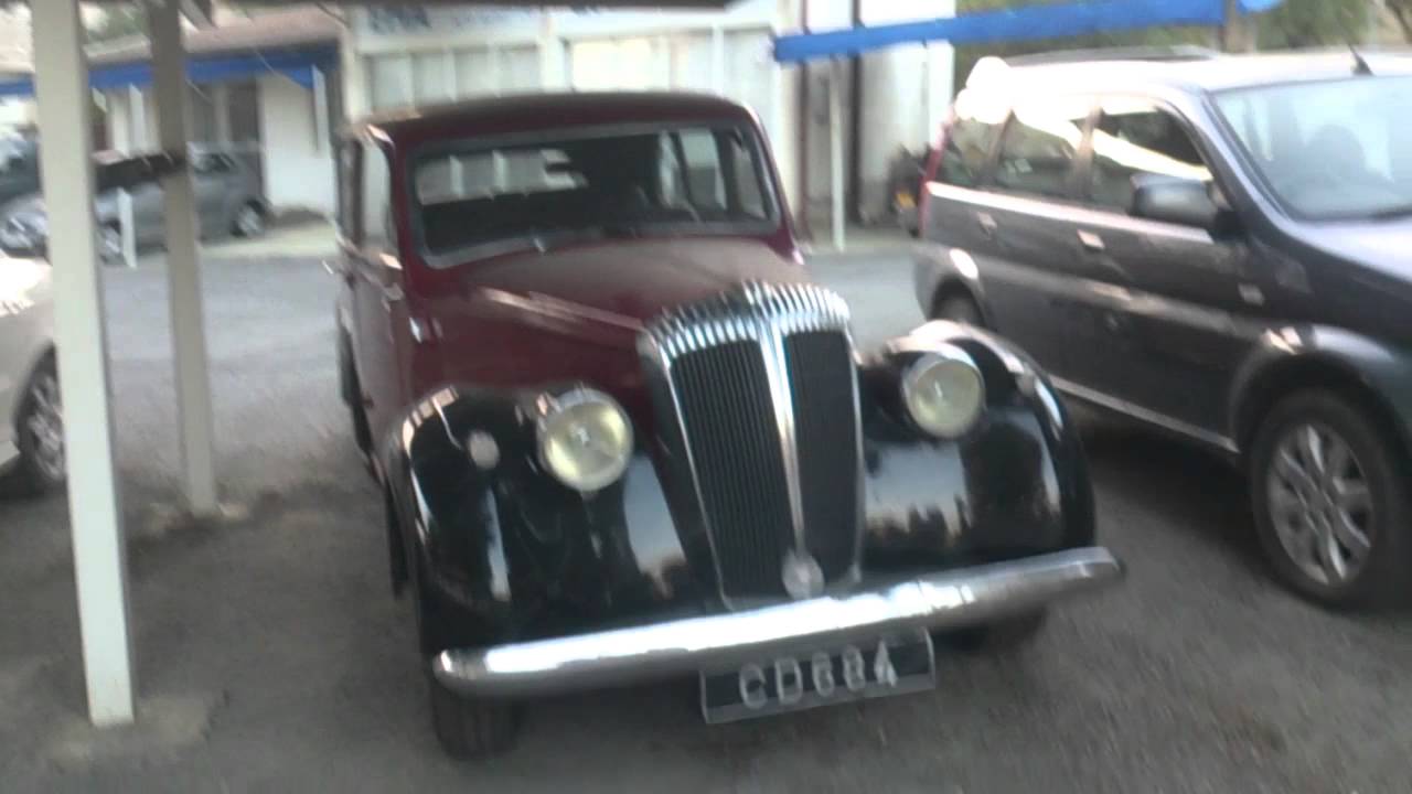 1950s Daimler - YouTube