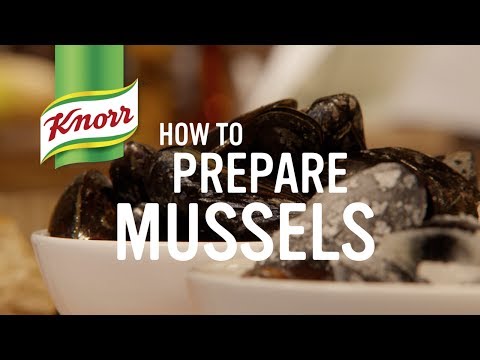 Knorr® | Pro Tips: Mastering mussel preparation