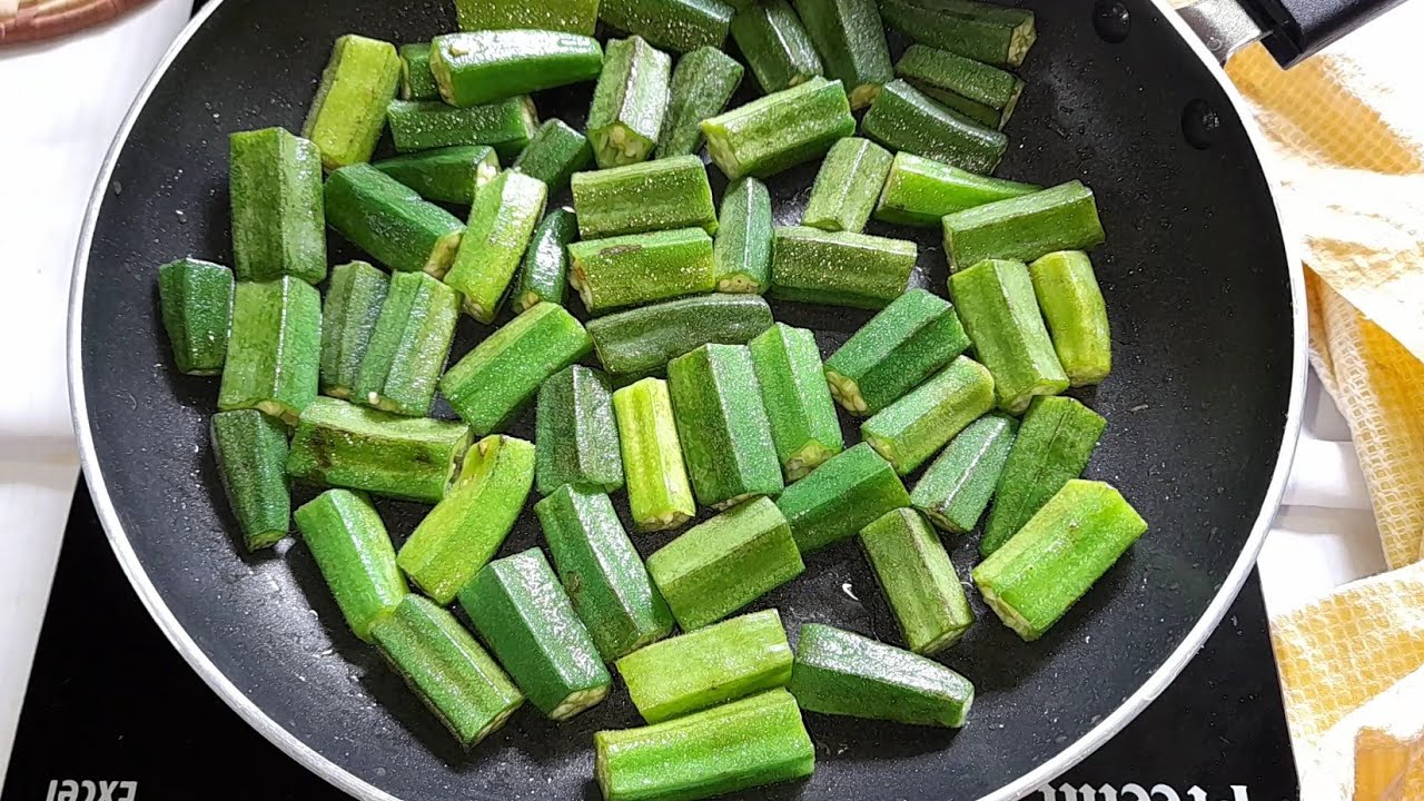 Lady's Finger Masala | Bhindi Masala | Vendakkai Masala | sapadu kadai ...