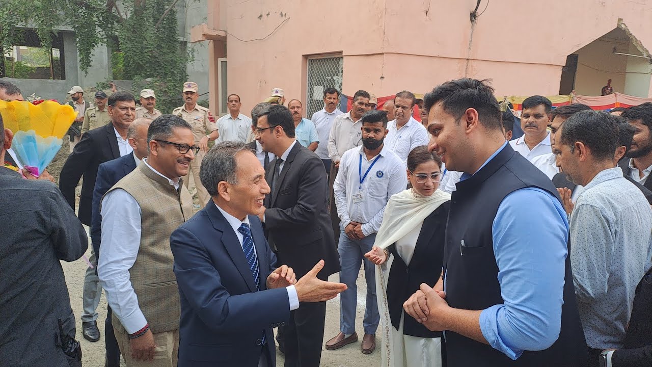 Chief Justice of the High Court of Jammu & Kashmir and Ladakh Justice ...