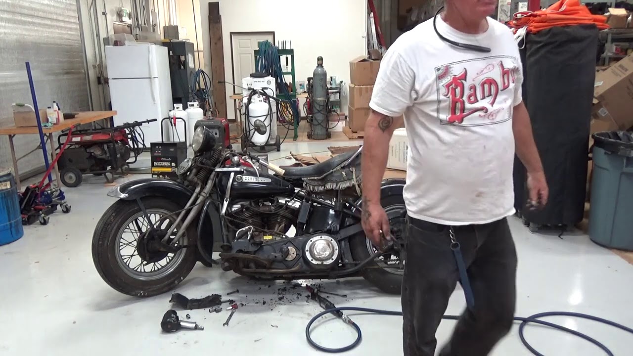 Hunting Harleys, 1948 EL Panhead barn find belly pan drop - YouTube