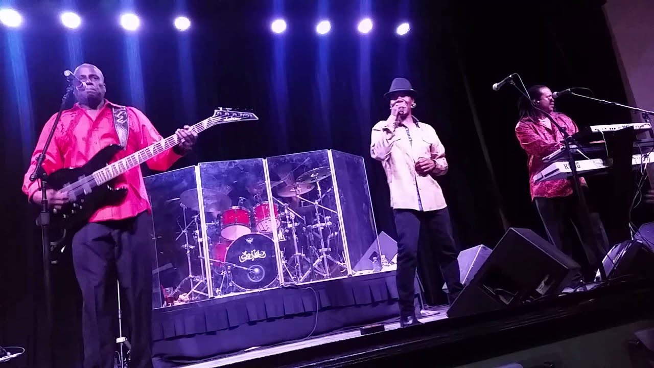 Tyriq Johnson with IN A FECT, "In the Rain" - YouTube