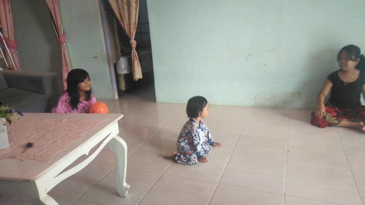 Adik Main Youtube