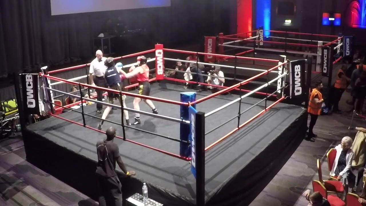 London Ring 2 | UWCB | Imogen Dunn VS Mollie Packer - YouTube
