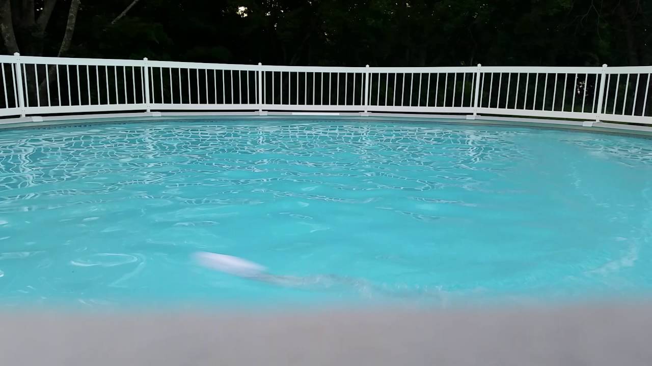 Pro-Boat 9 React 1st Run - YouTube