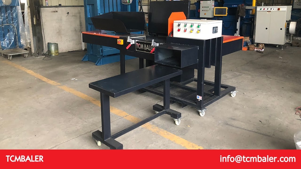 cloth wiper packing machine - YouTube