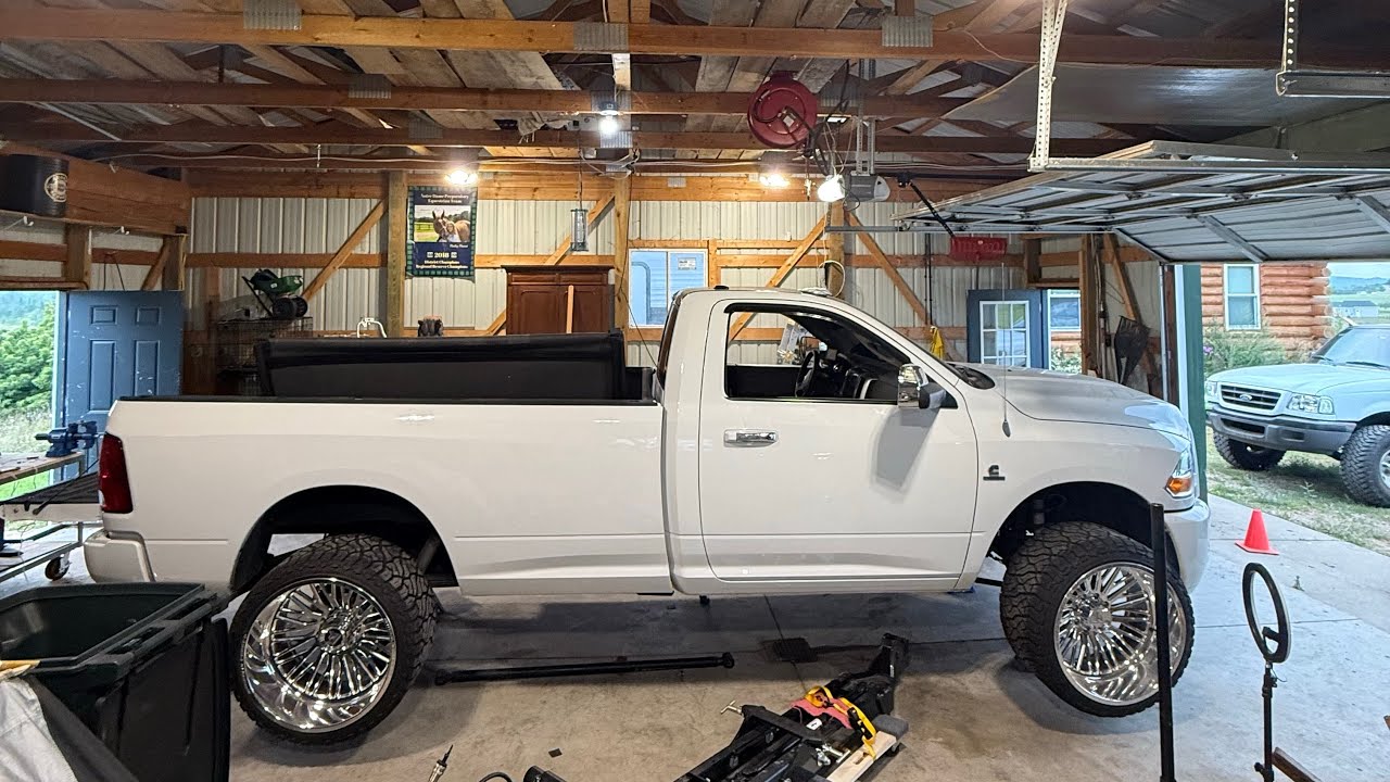 BUYING A SINGLE CAB CUMMINS - YouTube