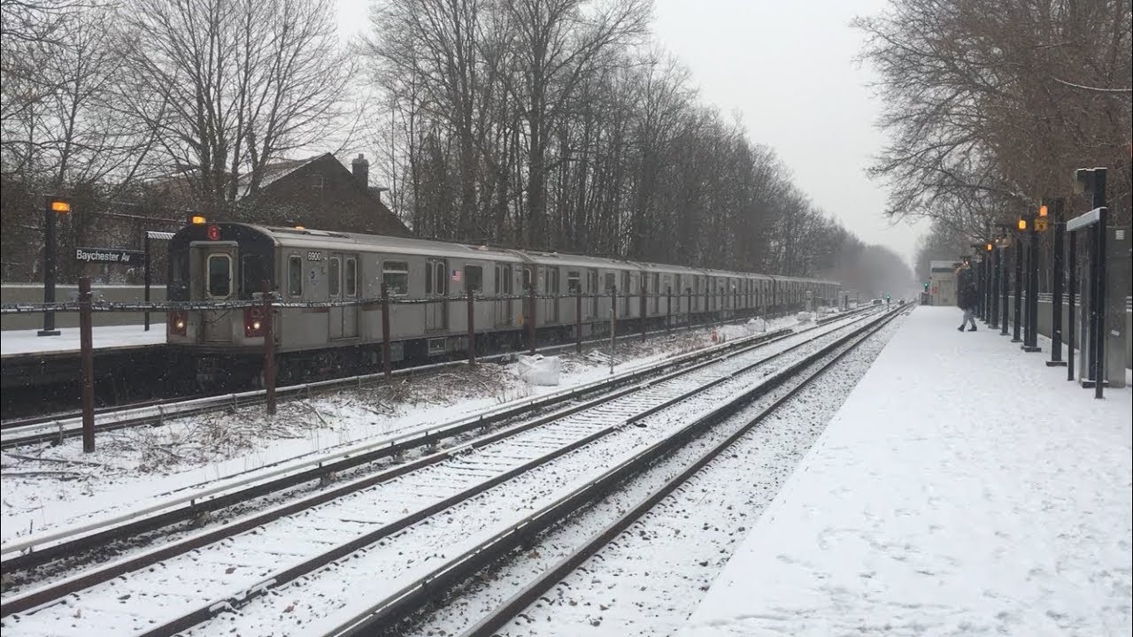 IRT Dyre Ave Line: South Ferry and Eastchester-Dyre Ave bound R142 (2 ...
