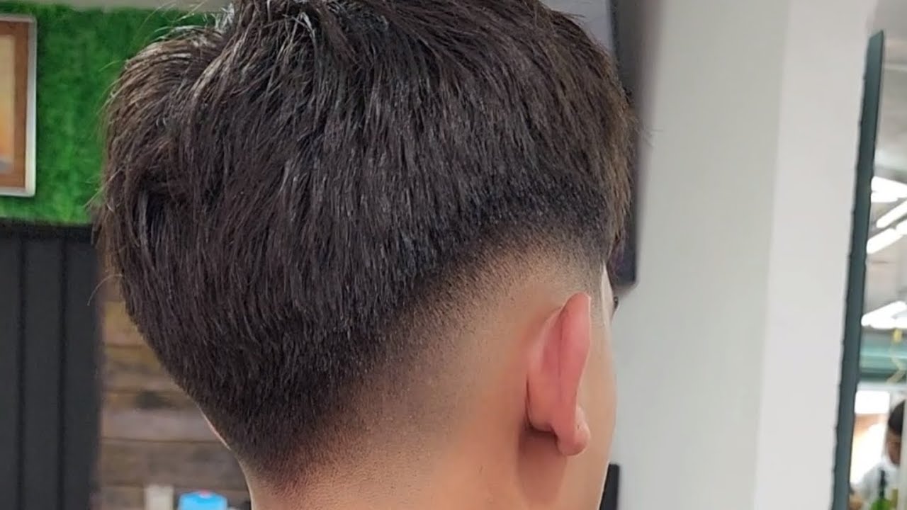 paso a paso para principiantes degradando en V corte de barbería ...